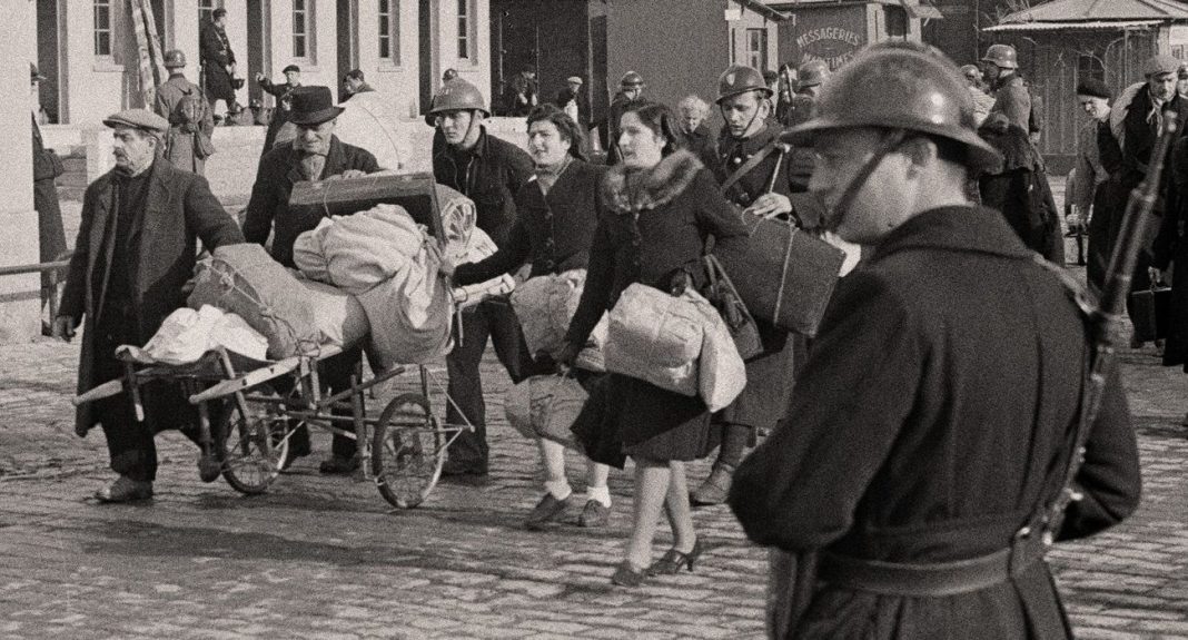 Marseille 1943: l'histoire d'une rafle à travers les photos des nazis ...